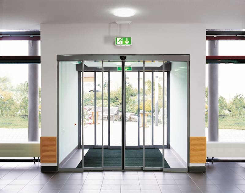 dormakaba - Telescopic sliding door TST FLEX with ES 200