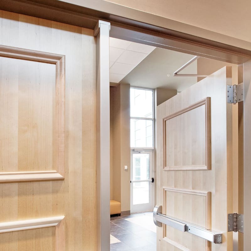 DORMA Removable Mullions for Use with DORMA Exit Devices